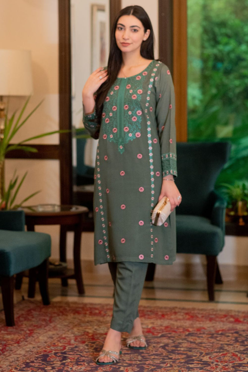 Noura Staple Karandi (2pc Stitched) – Celina Pakistan